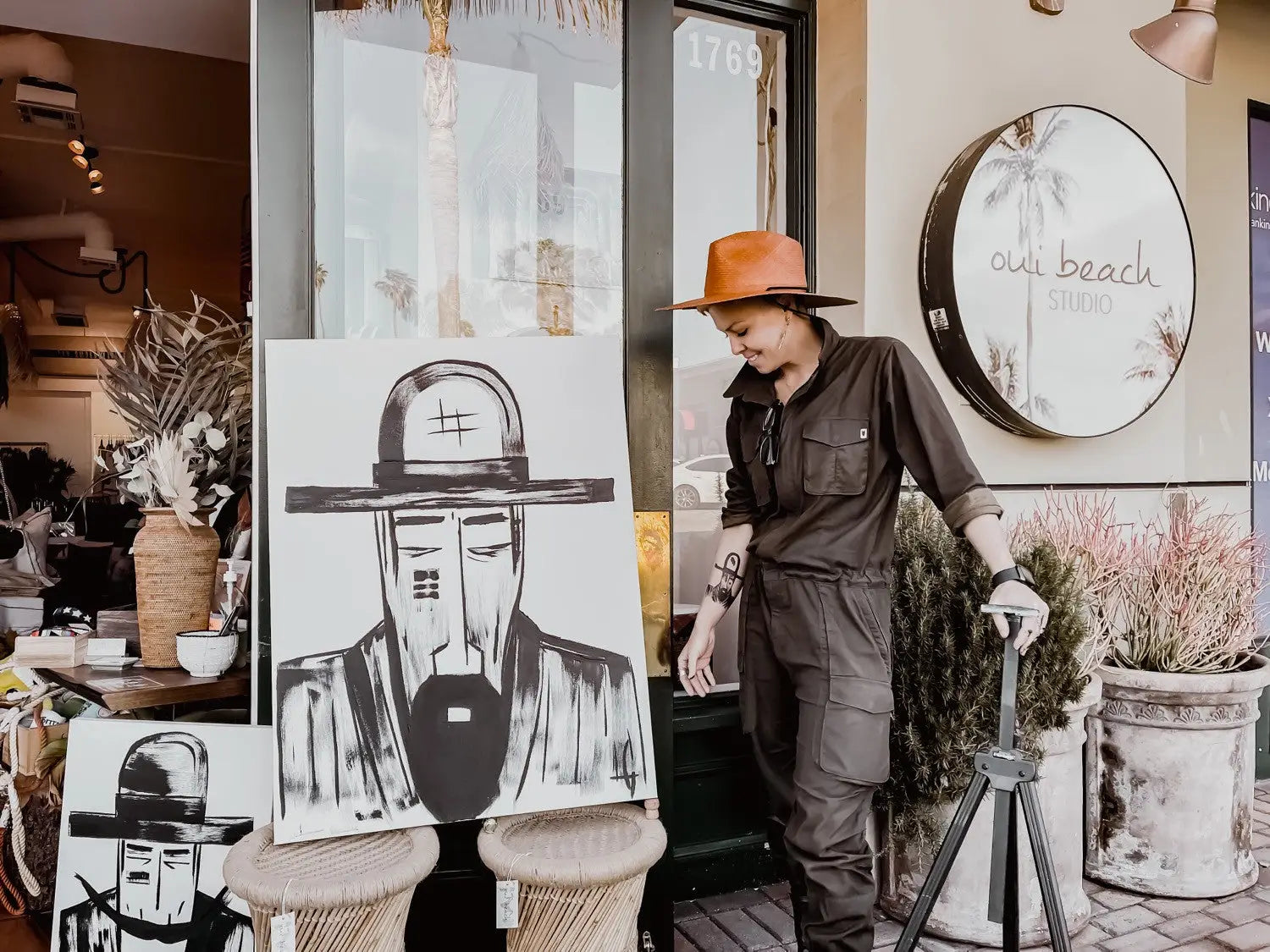 Oui Beach – Laura Goodson Art